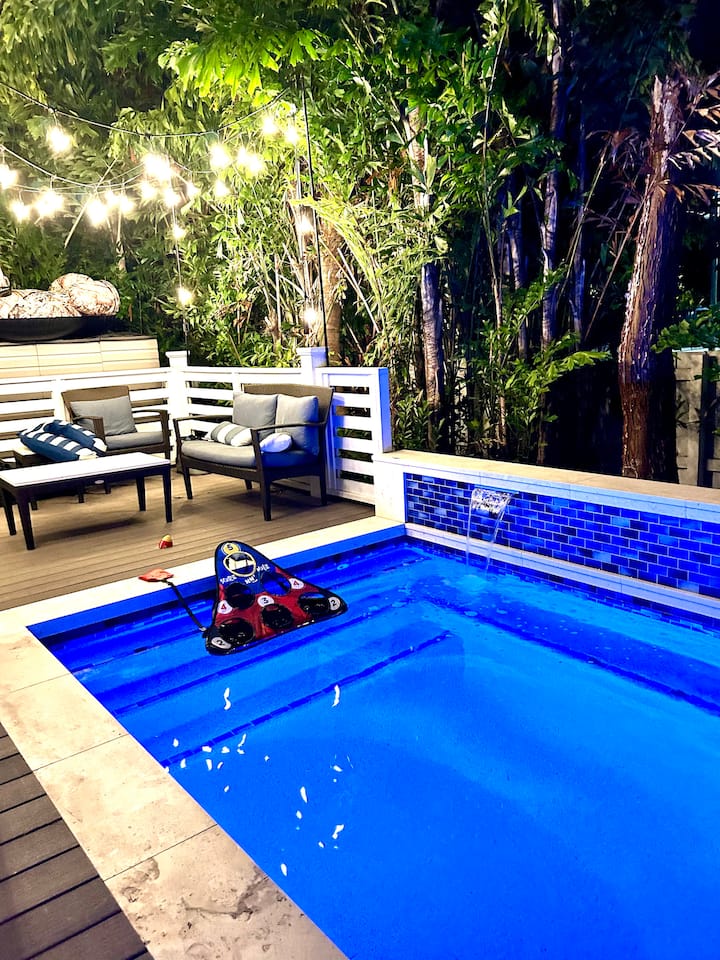 The Villa By The Bay Pool/boat Dock, Islamorada Fl - Islamorada, FL