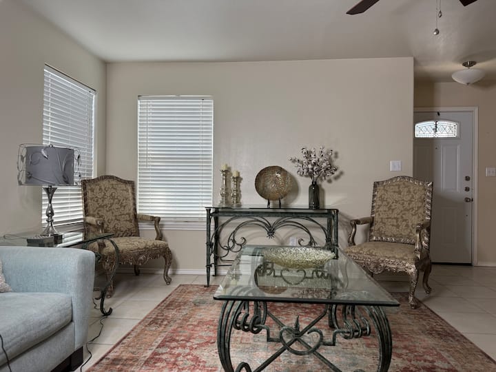 Nice House In The City Close To Shopping - McAllen, TX