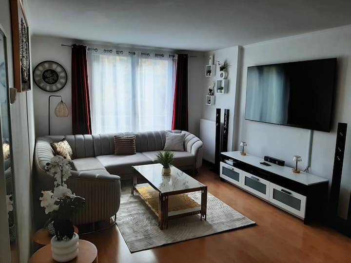 Joli Appartement Propre Et Calme - Noisiel