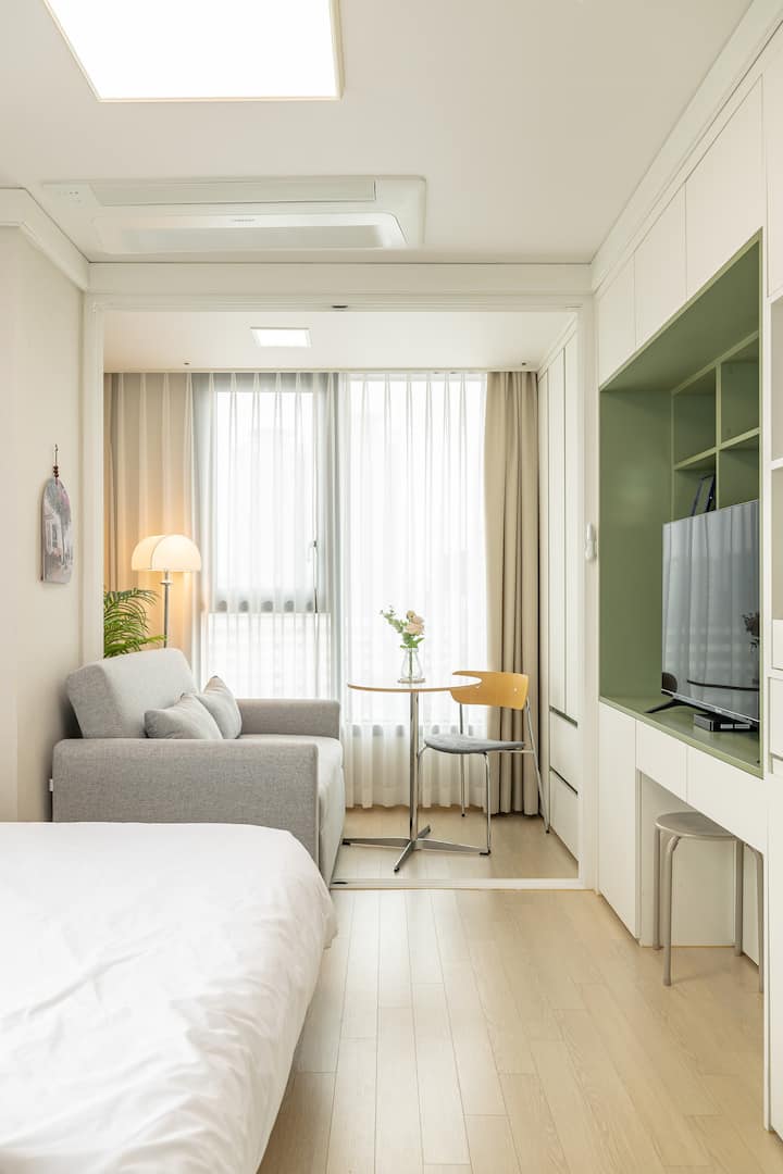 [&Home M616] 명동 | 최대3명ㅣ트리플역세권 | 역도보3분 | 서울여행 - Seoul