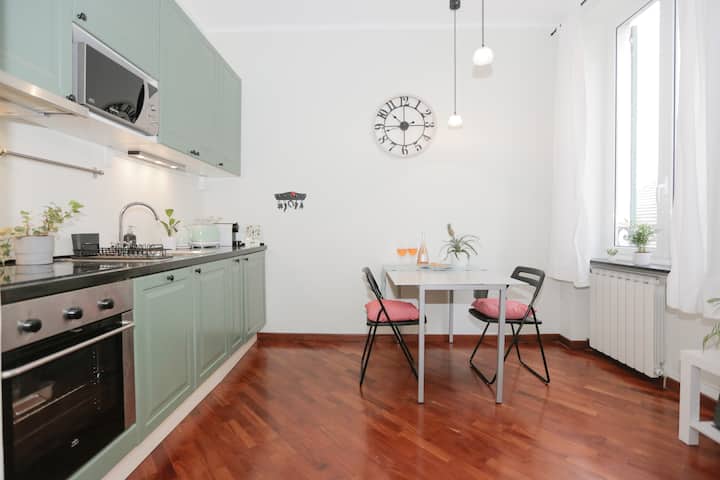 Train + Metro • A/c • 1000 Mbps • Tao's House 2 - Genova