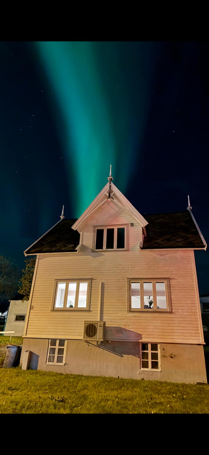 Perfekt Beliggenhet: Fjell, By, Og Nordlys! - Tromsø