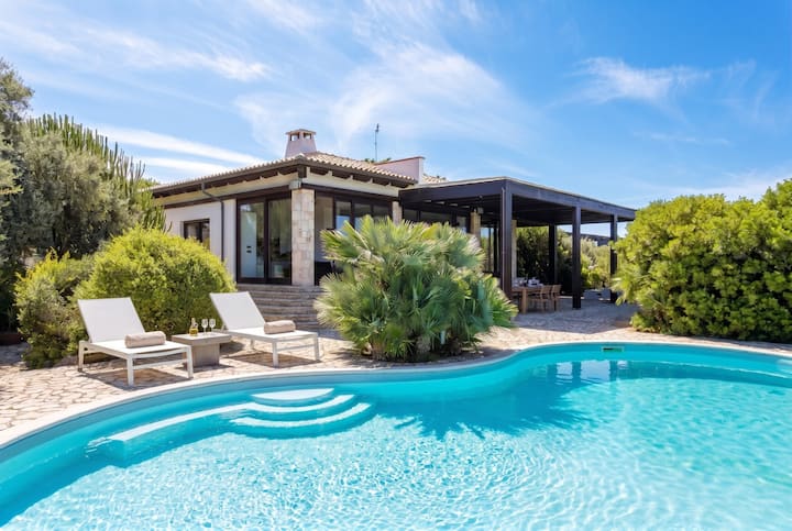 Villa Vue Sur La Mer Avec Dépendance Et 2 Piscine - Alghero