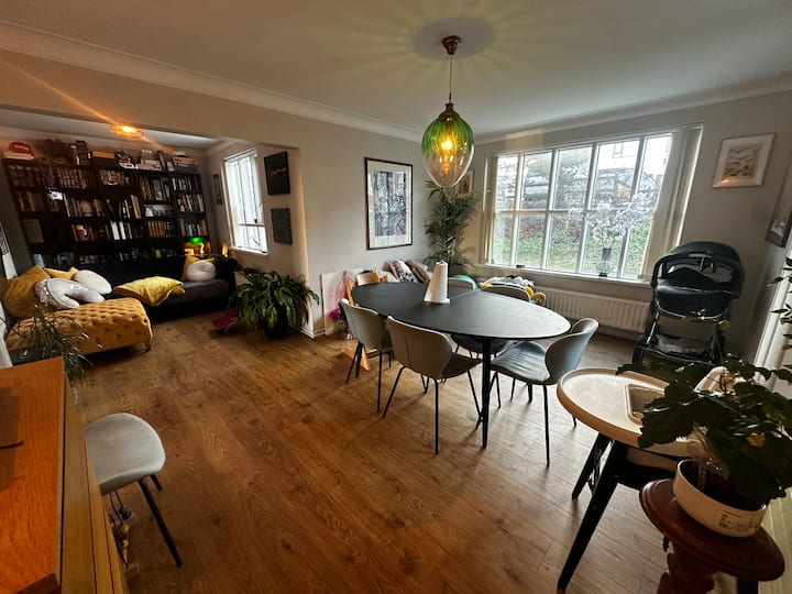 Beautiful And Bright Duplex - Reykjavik