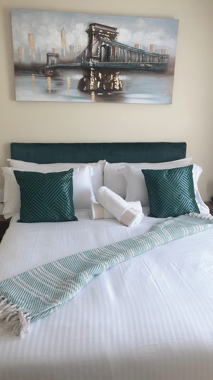 Menlyn Place Staycation - Pretoria (South Africa)