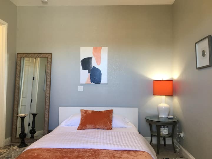 Private Enter Suite - Elk Grove, CA