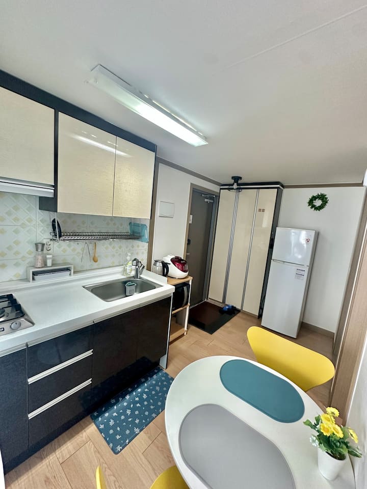Cozy 1.5br Stay 30㎡ #Netflix #Smarttv 304 - South Korea