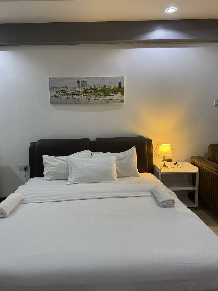 The Village Walk Studio Apt 10 - Dar es Salaam