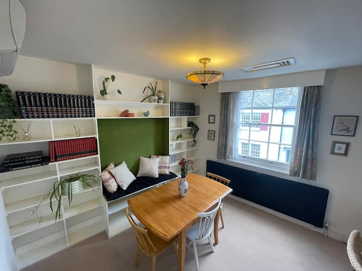 Cosy 2br In Heart Of Earls Court - Earl's Court