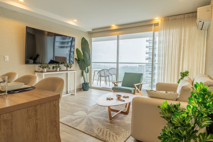 Dominque 1005, Private Jacuzzi. - Cartagena