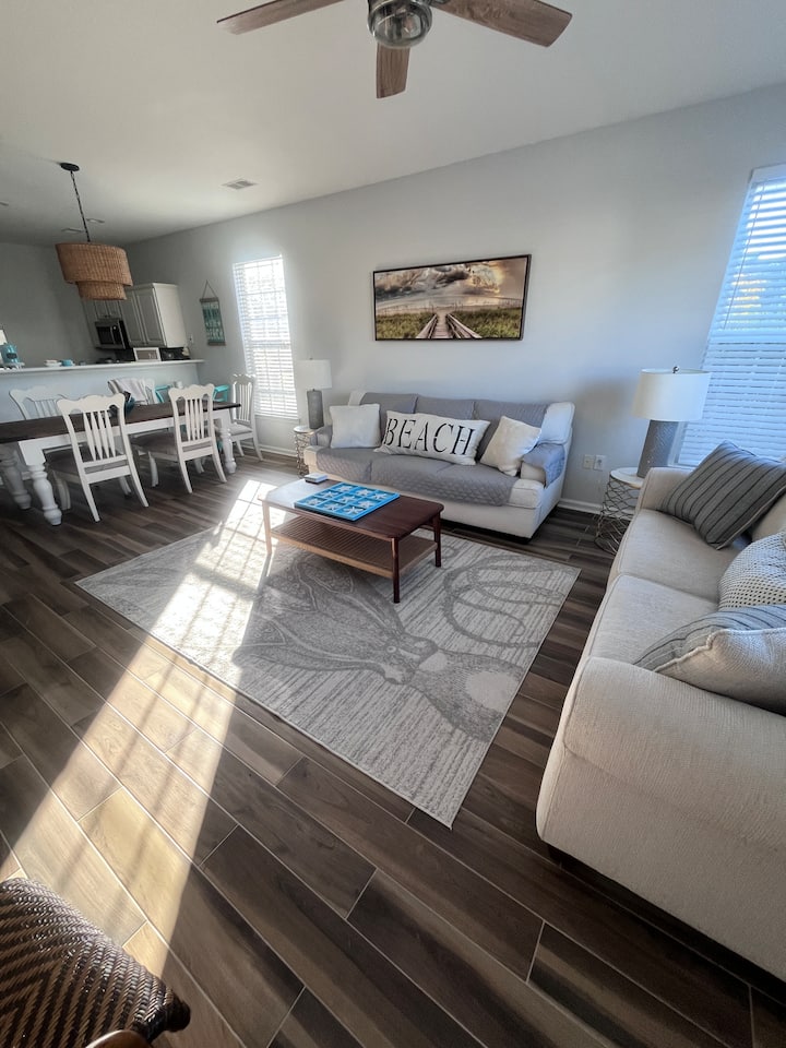 A Wave From It All/ Lake View And On A Golf Course - Sunset Beach, NC