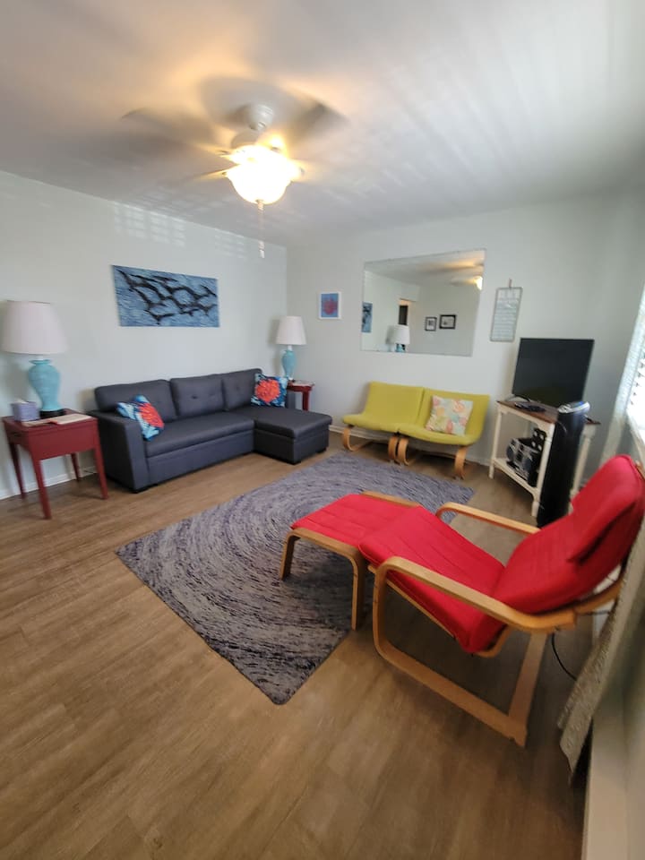 Beach Block Condo, Steps To The Boardwalk! - Ocean City, NJ
