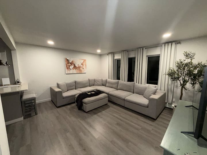 Freshly Remodeled Apartment - Fairbanks, AK