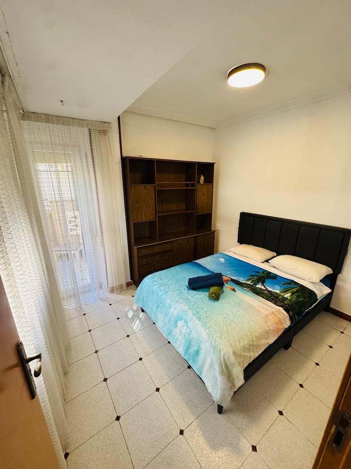 Calm Stay Near Hospital&balcon (Double) Long Term - Alicante