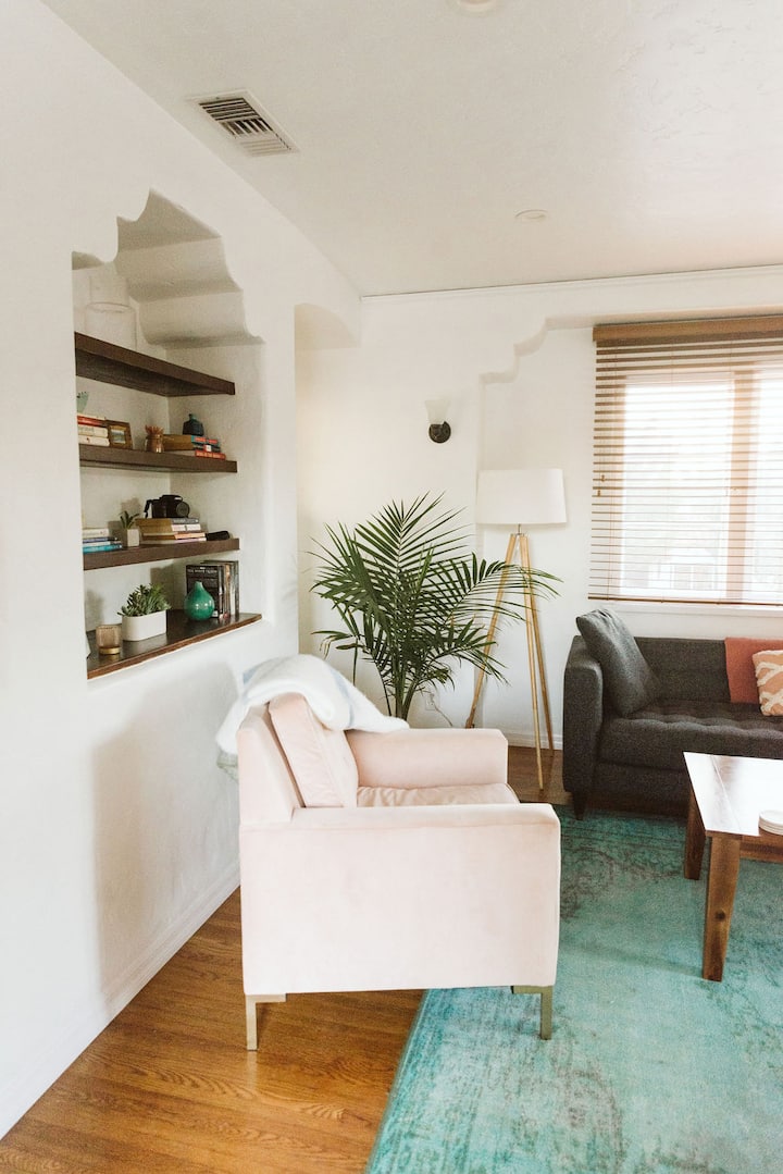 Long Beach Retreat - Long Beach, CA