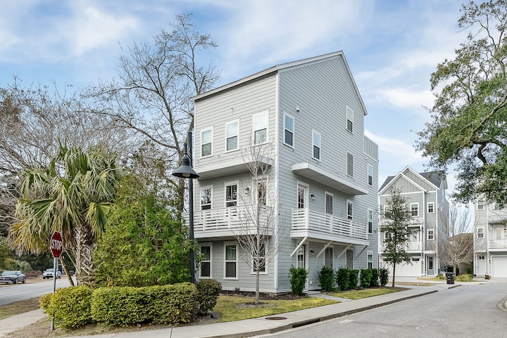 Mount Pleasant Home Near Bridge| Downtown Minutes - Mount Pleasant, SC