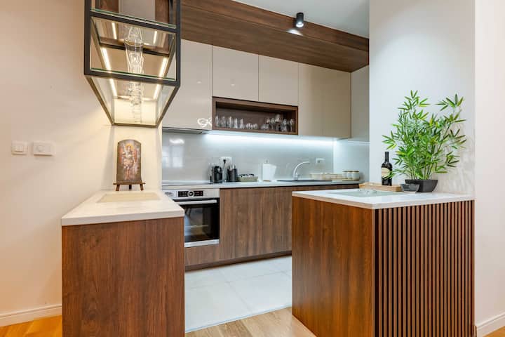 Gorgerous 2 Bed Apartment - Montenegro