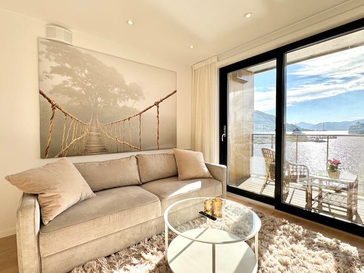 Ny Sentral Leilighet Med Sjøutsikt - Tromsø