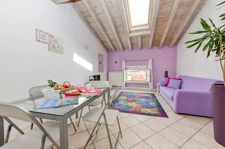 Spacious Two-room Apartment In The City Centre, Opposite The Harbour - Desenzano del Garda