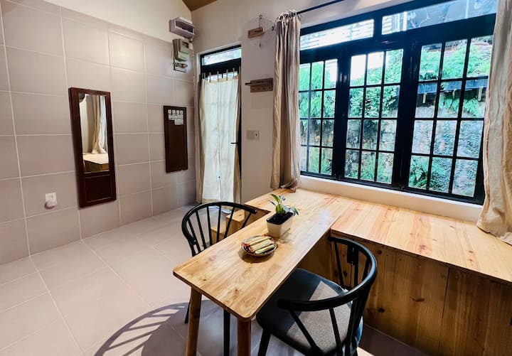 Fully Furnished, Free Washer Entire Home @ Centre - Dalat