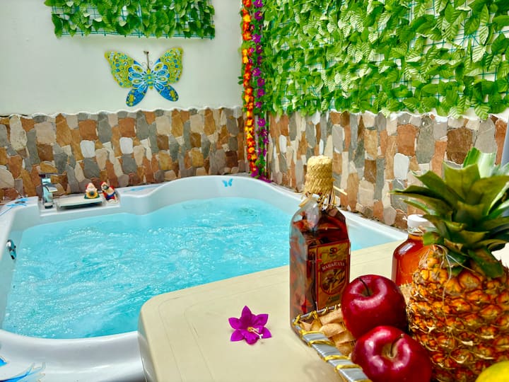 Studio • Jacuzzi Privé Chauffé • Clim • Wifi - Punta Cana