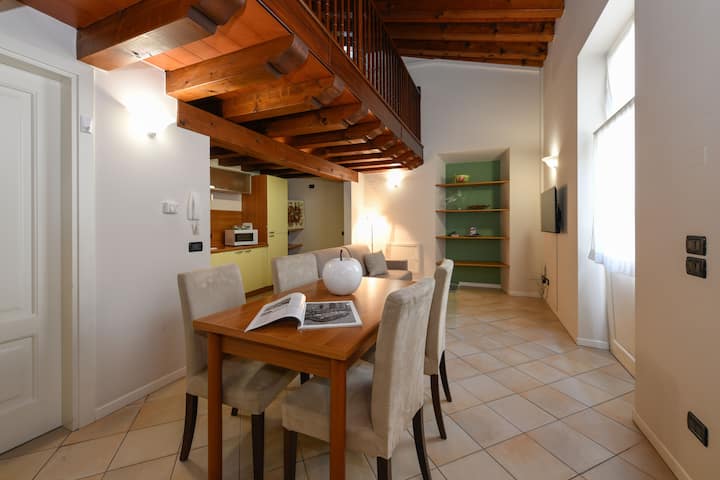 Luminoso Loft Con Due Bagni In Centro A Desenzano - Desenzano del Garda