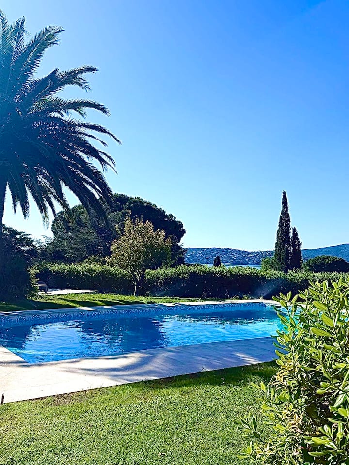Villa Vue Mer, Piscine Et Plage Privée - Grimaud