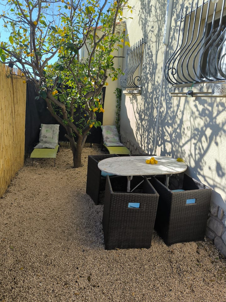 Studio Climatisé Avec Jardin Proche Mer, Neuf - Saint-Cyr-sur-Mer