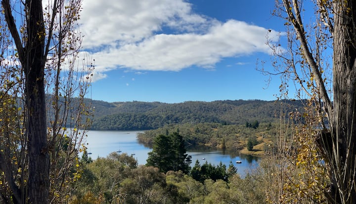 Alpha 5- Leafy Lake Views - Jindabyne