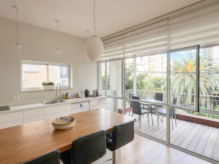 ->Sunny 2-bedroom Apartment | Spinoza St By Gordon - Telavive