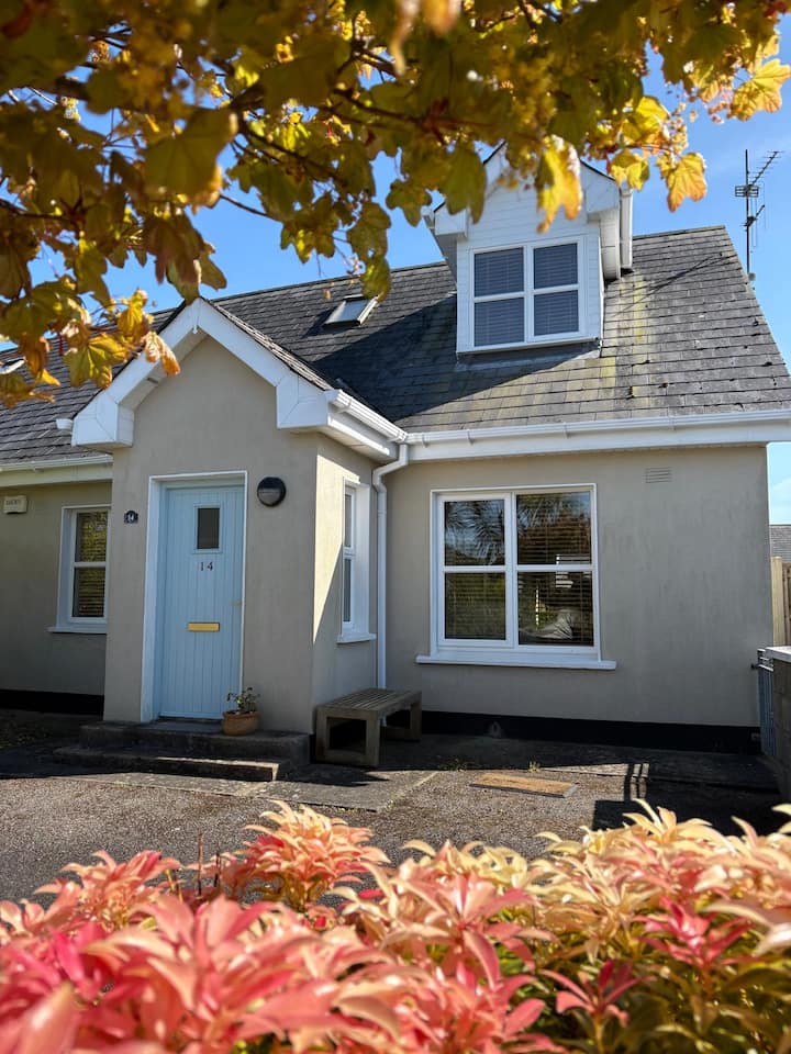 Stylish 3 Bed Dormer Close To Beach - Rosslare