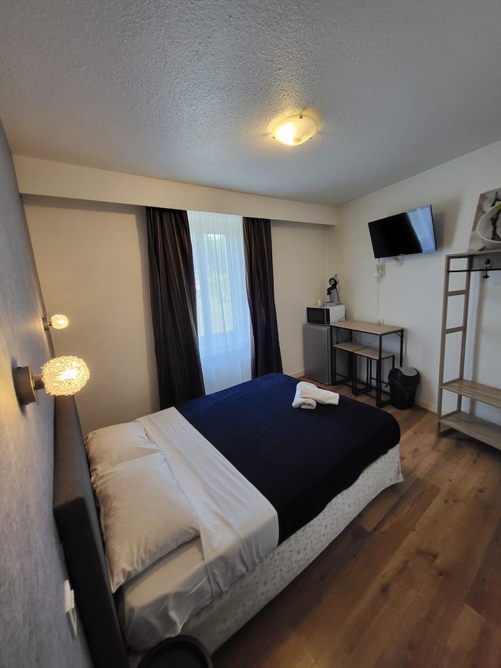 Studio 2 Pers. Sortie A 6 - Mâcon