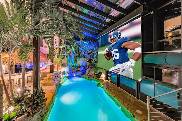 Hawaii Indoors! Swim Up Bar,2theaters,pool,spa,gym - Media, PA