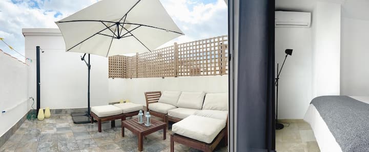 Apartment With Private Terrace. - Málaga