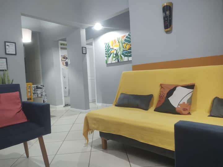 Casa De Familia + Garagem - Ipanema