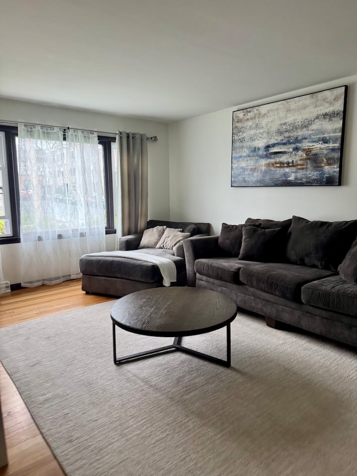 2 Br Apt 2 Min Walk To Albanymed Offstreet Parking - Albany, NY