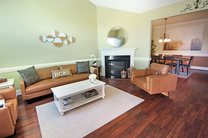 *Stunning Home*great Location*near Hospital & Ecu* - Greenville, NC