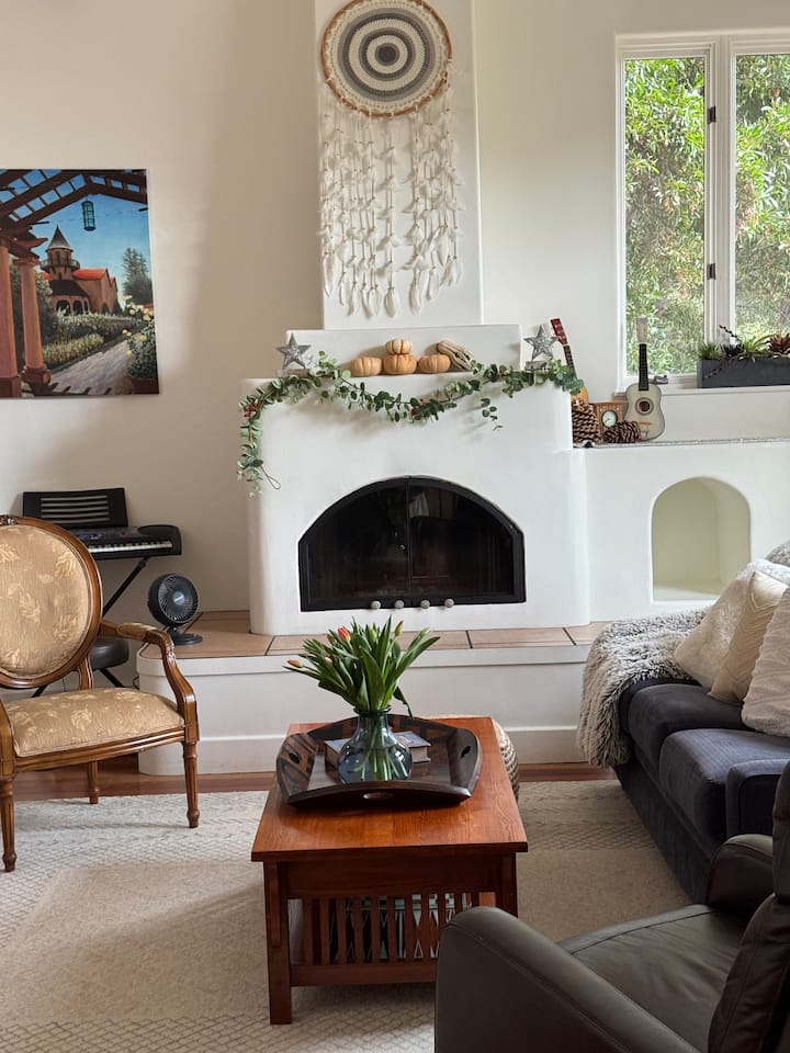 Luxury Oakland Hills Retreat | Near Sf & Berkeley - Oakland, CA