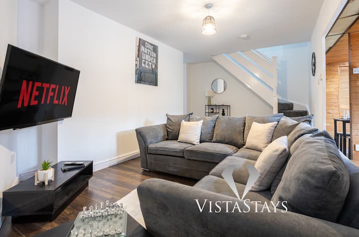 Limited Offer–10% Off Fri–sun Stay |5x Double Beds - Oldham