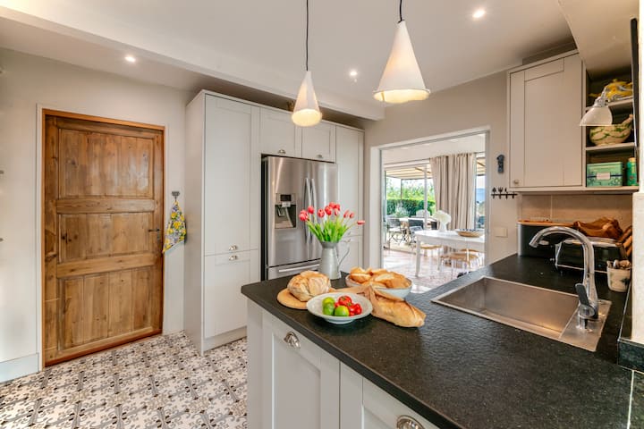 Maison Provençale Idyllique Près De Beau Village. - Saint-Saturnin-lès-Apt