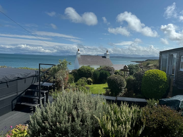 Sea View Appt Dryw In Moelfre, Adult Only - Benllech