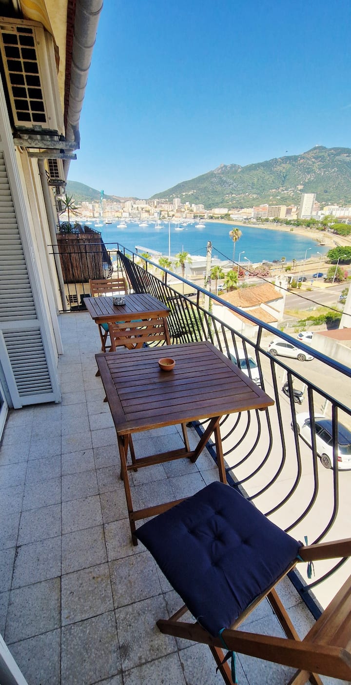 Authenticité/modernité Avec Balcon Vue Mer Ajaccio - Ajaccio