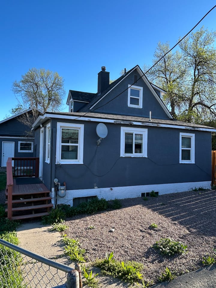 Pet Friendly, Home Away From Home - Great Falls, MT