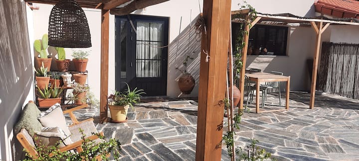 Charmante Casinha Reviravolta Avec Jardin Privé - Sertã