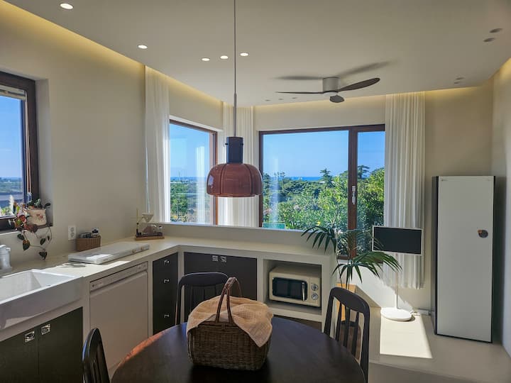 "샌드앤밀크 - 밀크"제주 애월 독채 | 탁 트인 뷰 자쿠지 최대 3인 스테이 - Jeju-do