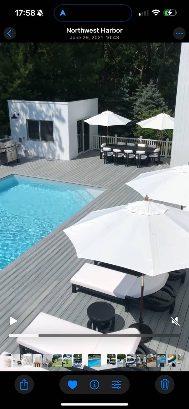 Magnificent Tennis & Pool Home In East Hampton - East Hampton, NY