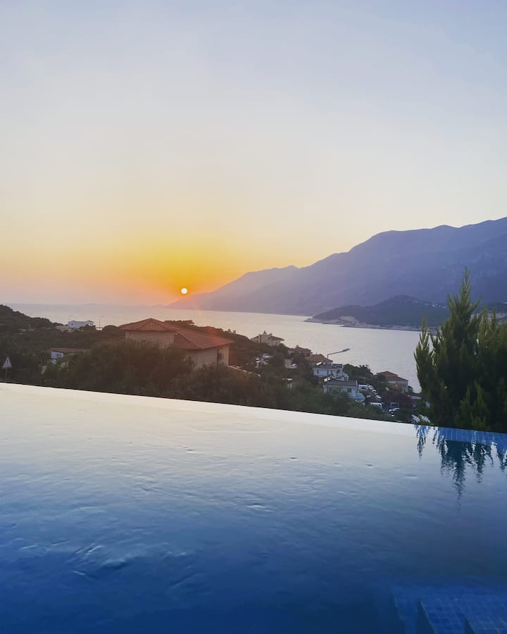 Villa James 1 ; Deniz Manzaralı , Gün Batımı - Каш