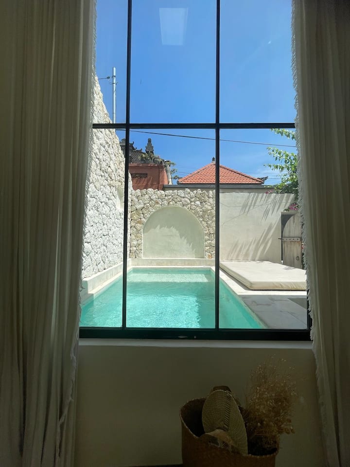 Unique Villa + Rooftop For Inspired Travellers - Canggu