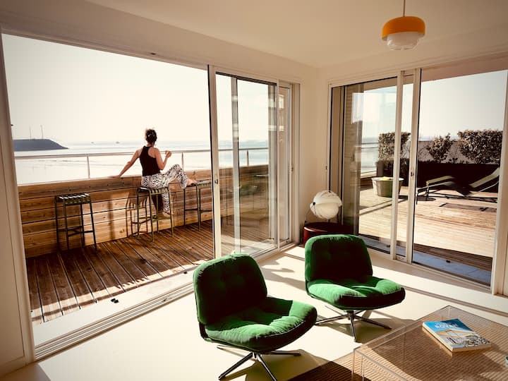 Vue Mer Panoramique + Terrasse – Piscine
 – 6 Pers - Plage Royan