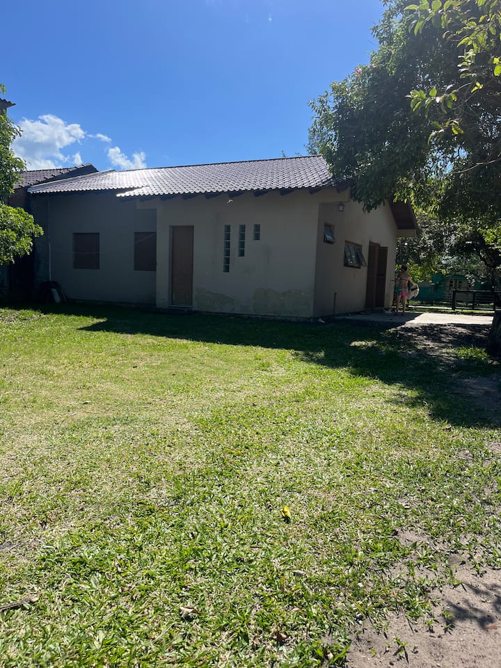 Casa Com Pátio, Praia Xangri-lá - Xangri-Lá